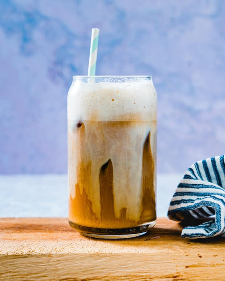 Perfect Iced Latte – A Couple Cooks