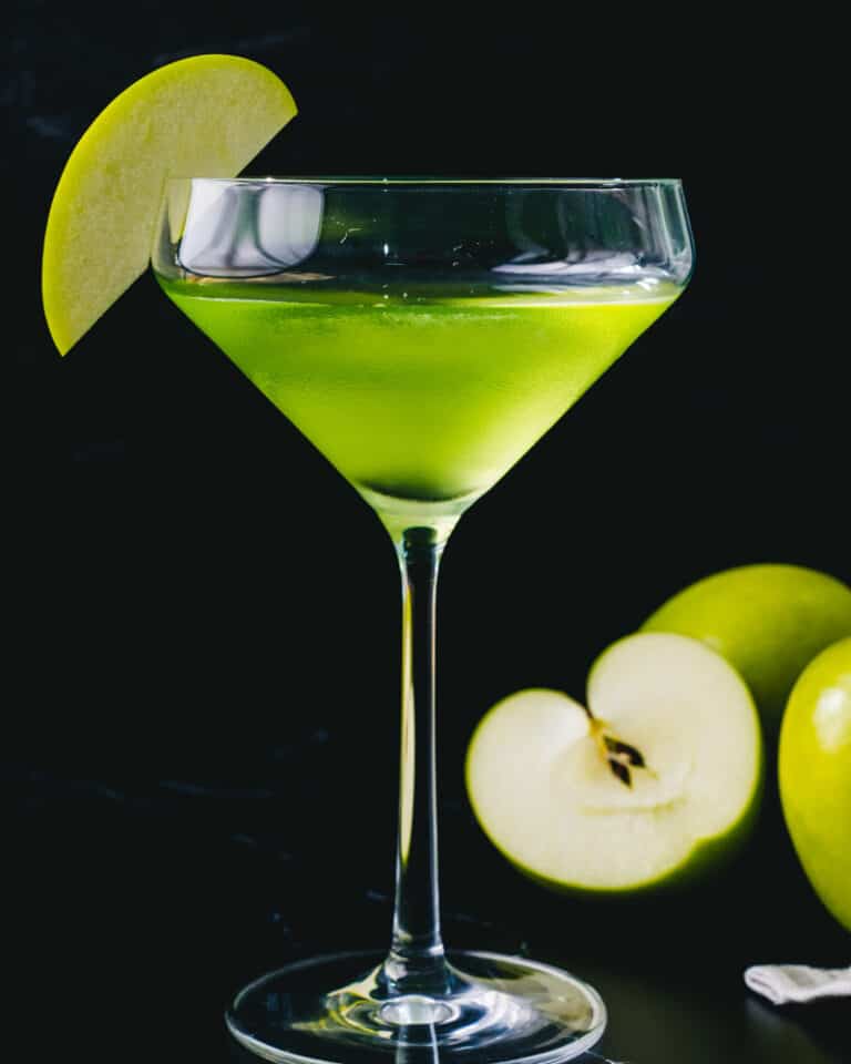 Apple Martini (Appletini) – A Couple Cooks