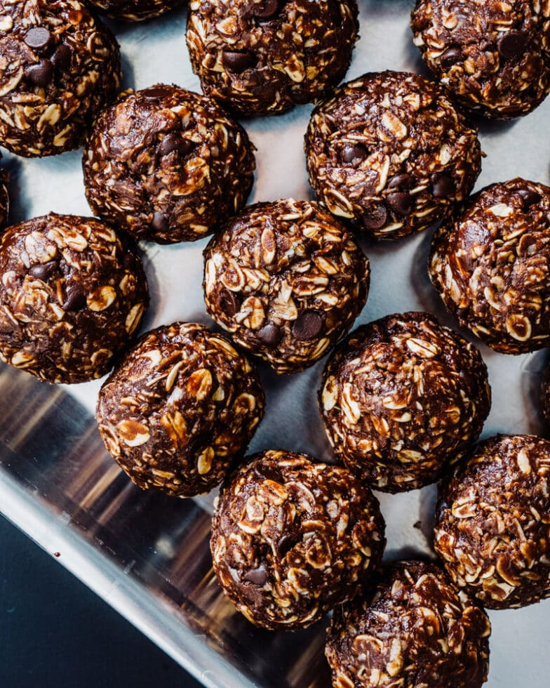 No Bake Energy Bites – A Couple Cooks