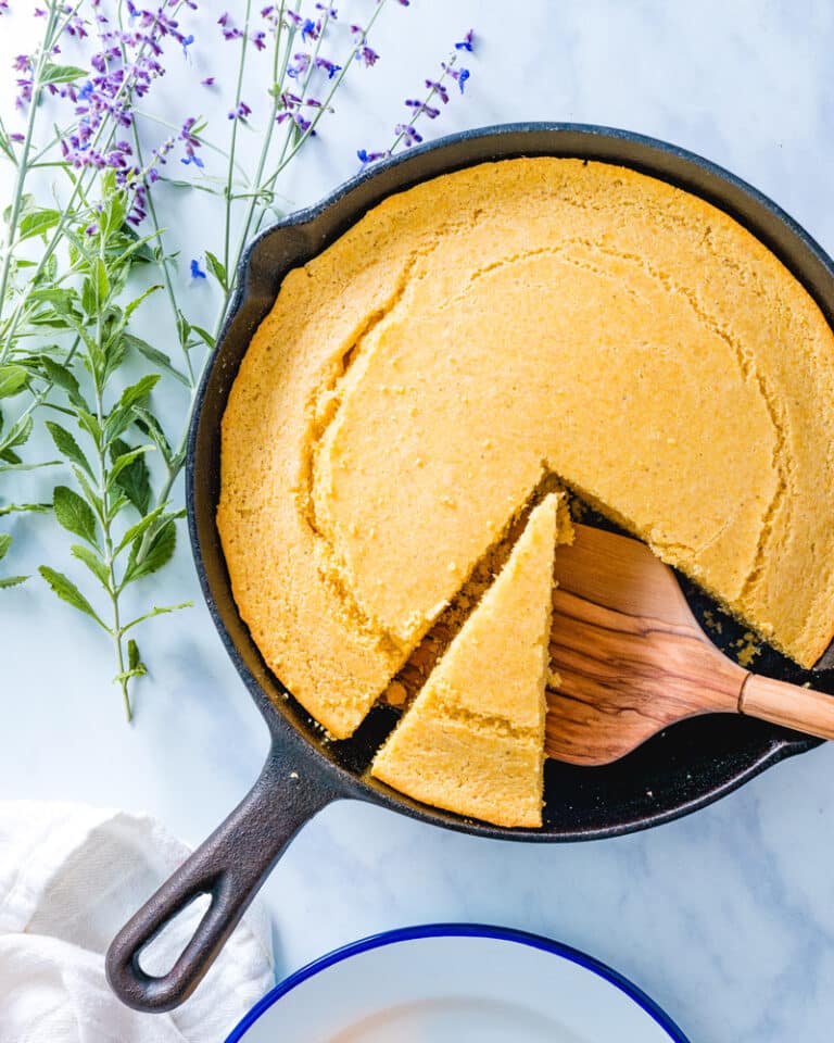 Easy Skillet Cornbread – A Couple Cooks