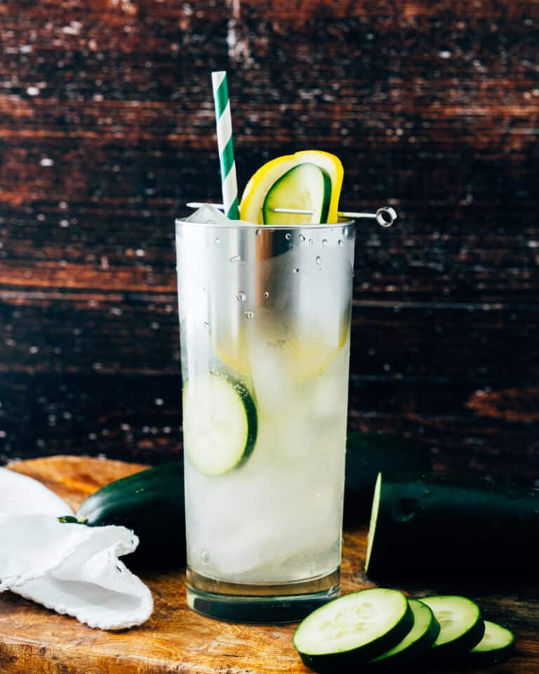 Sparkling Cucumber Cocktail – A Couple Cooks