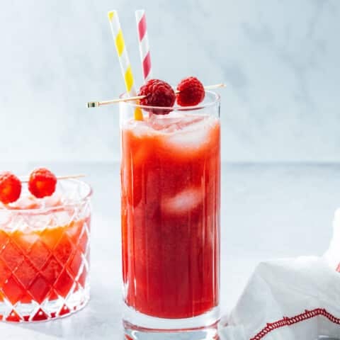 Raspberry Iced Tea – A Couple Cooks