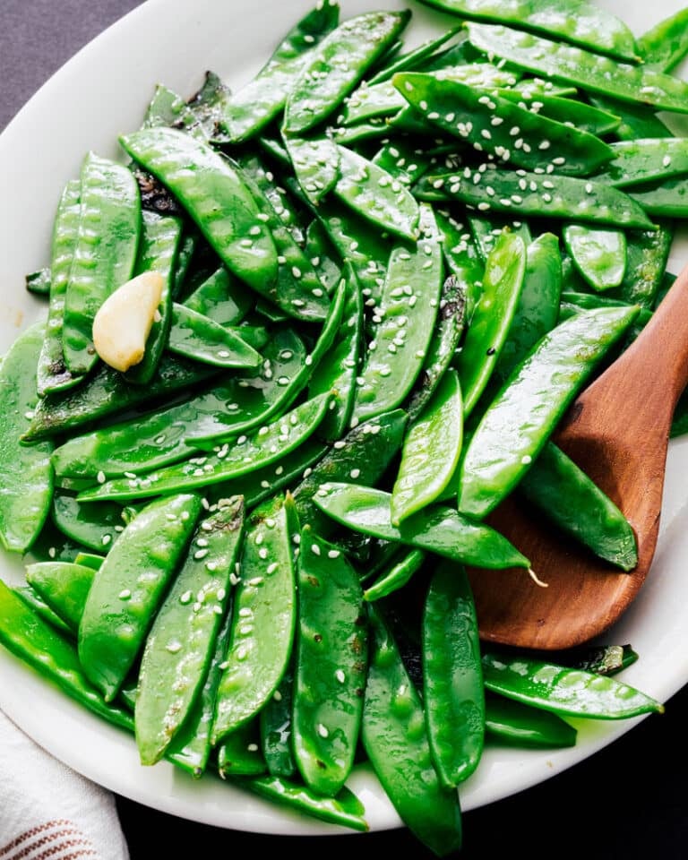 Easy Snow Peas – A Couple Cooks