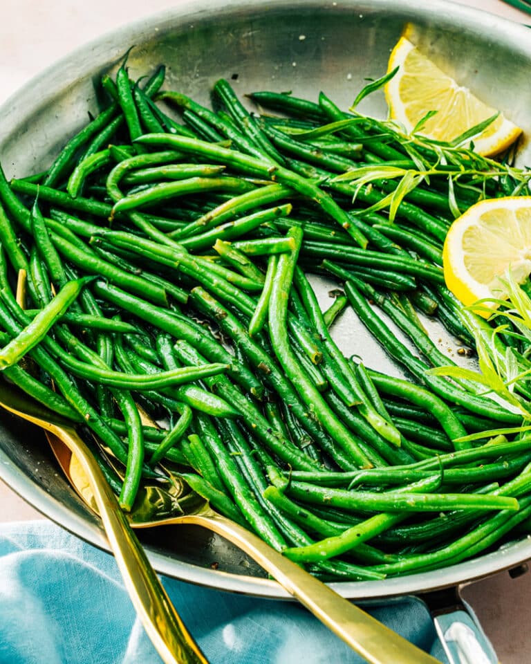 Haricot Verts (French Green Beans) – A Couple Cooks
