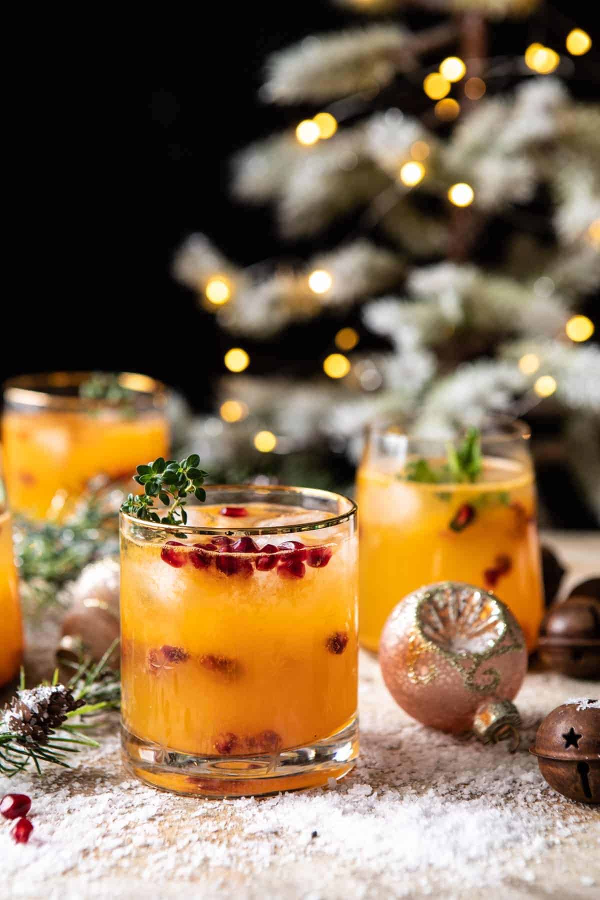 40 Festive Holiday Drinks – A Couple Cooks