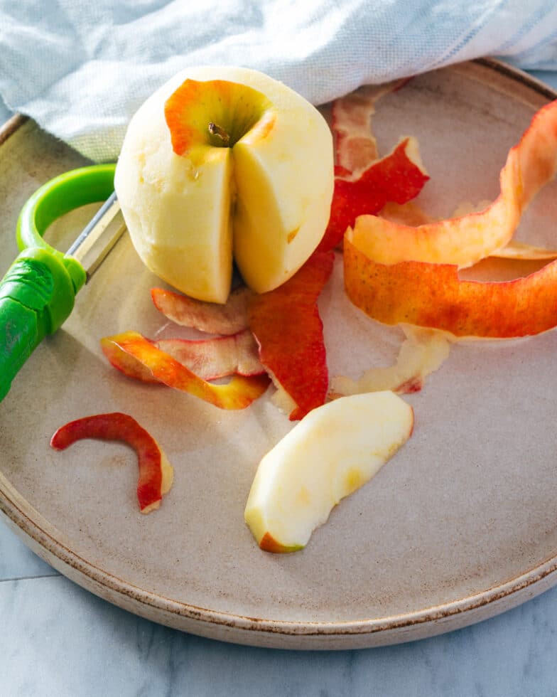 Can You Freeze Apples? – A Couple Cooks