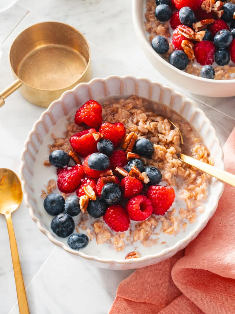 25 Fun Oatmeal Recipes to Start the Day – A Couple Cooks