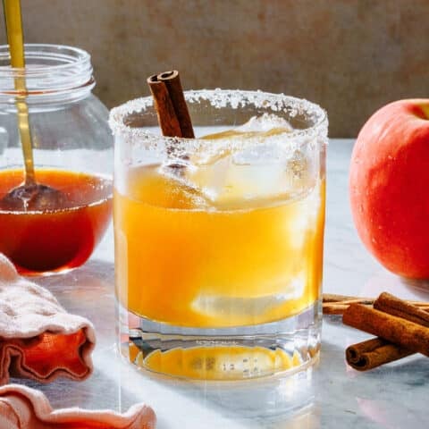 Top 12 Fall Bourbon Cocktails – A Couple Cooks
