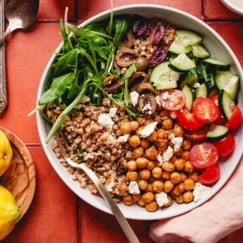 How to Cook Farro (Perfectly Chewy Grains Every Time)