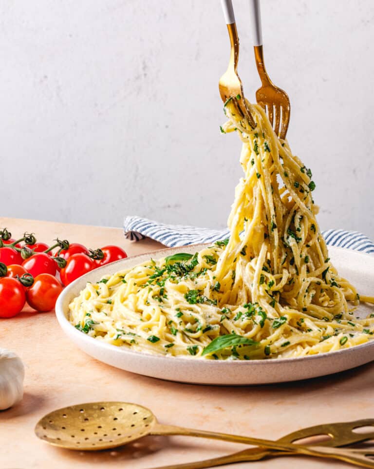 Linguine Pasta with Garlic & Herbs – A Couple Cooks